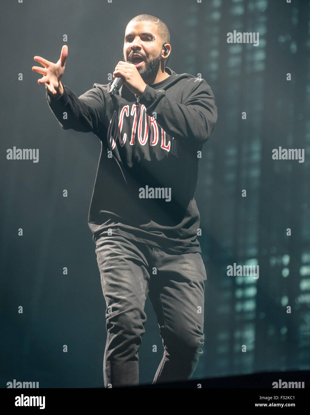 Washington, D.C, USA. 26th Sep, 2015. DRAKE performs during day one of ...