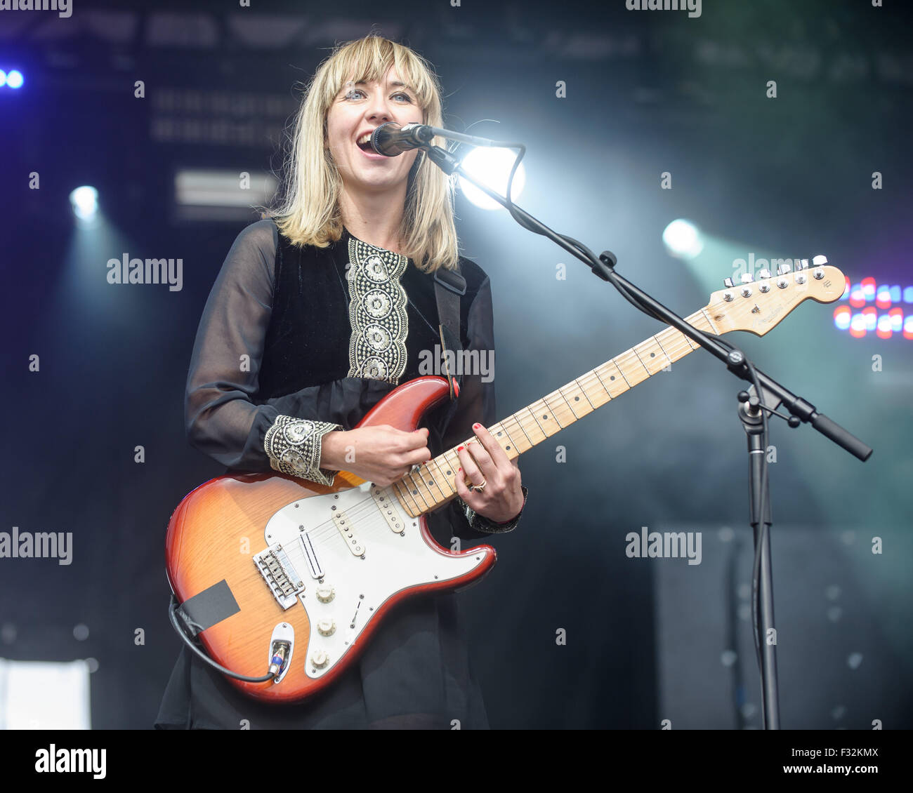 Ritzy bryan hi-res stock photography and images - Alamy