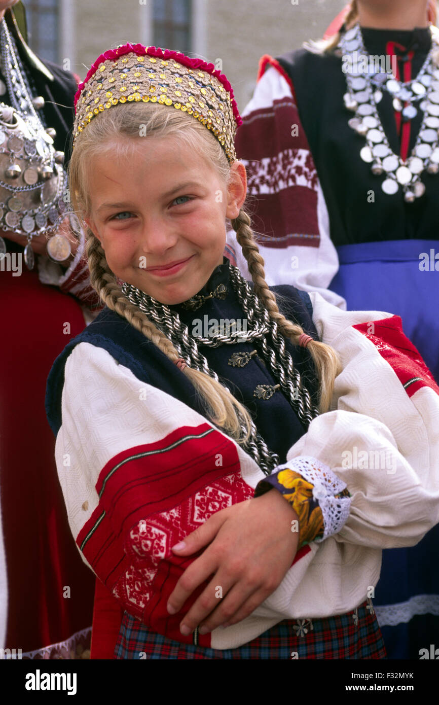 Estonian traditional costume hi-res stock photography and images - Alamy