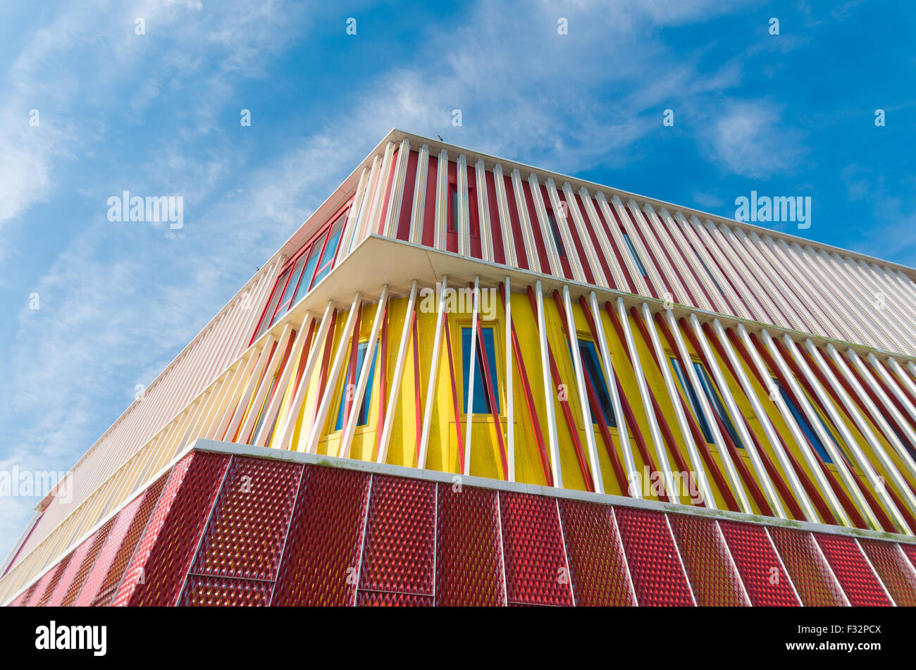 Orange building hi-res stock photography and images - Alamy