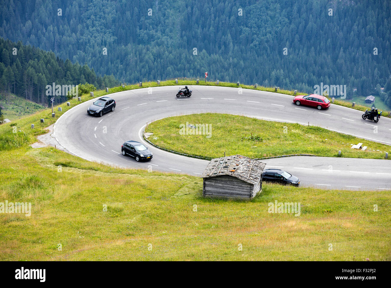 Car grossglockner high alpine road hi-res stock photography and images ...