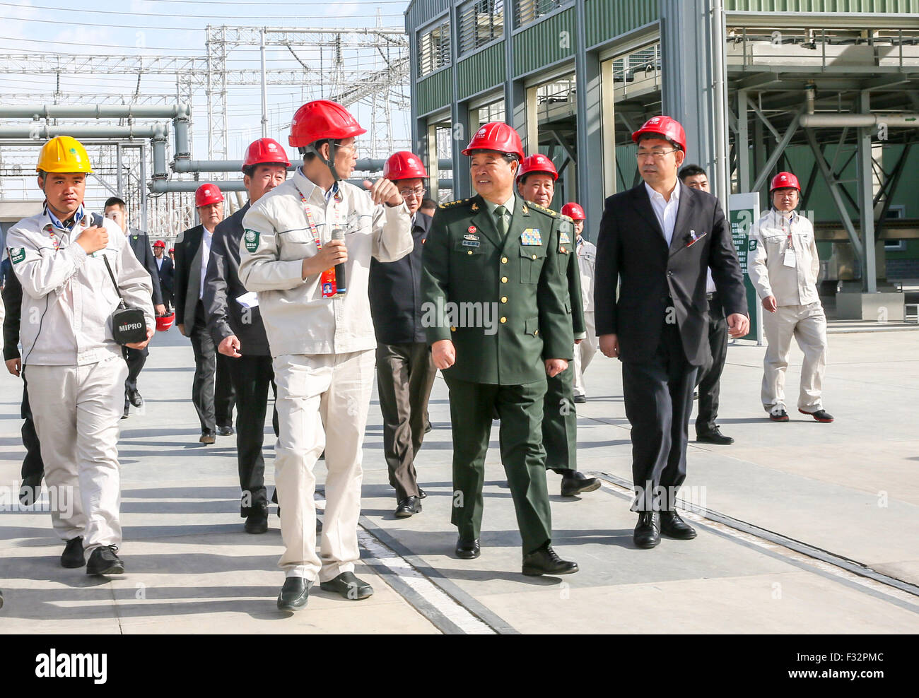 Hami, Hami-Zhengzhou UHV transmission line project in northwest China's ...