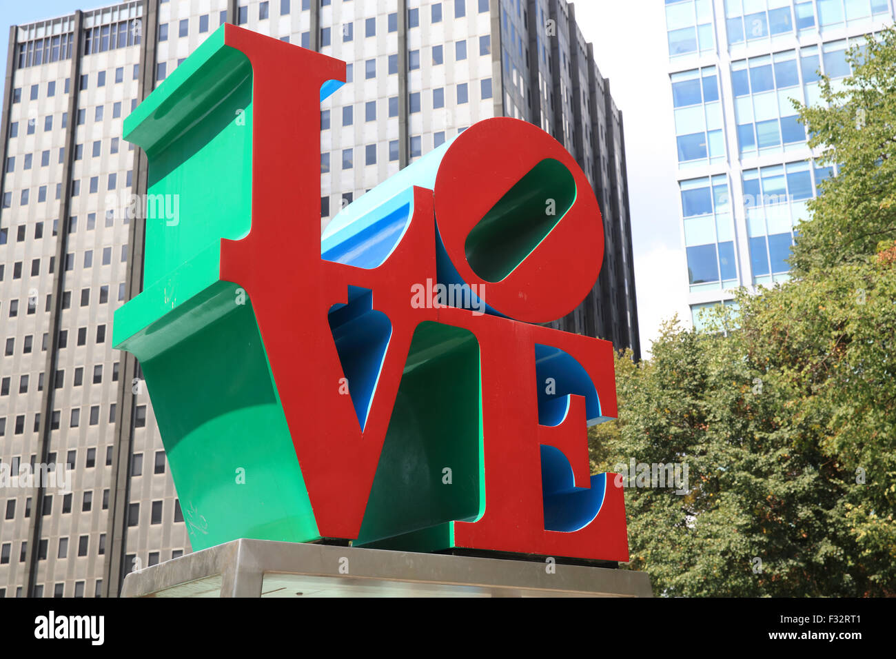 The bright red LOVE sculpture by Robert Indiana in Love Park, in ...