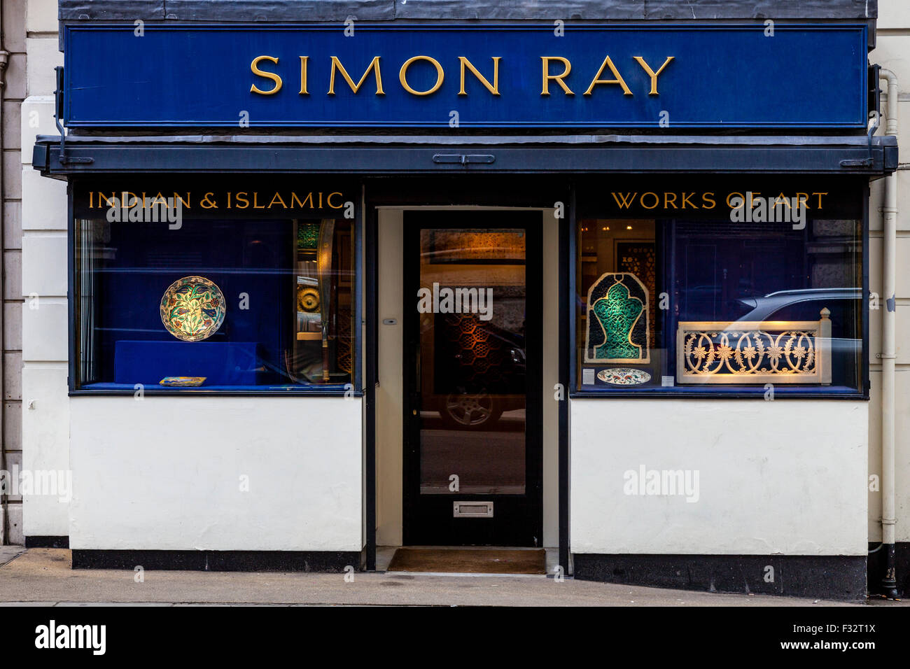 Simon Ray, Art Dealers, King Street, London, UK Stock Photo - Alamy