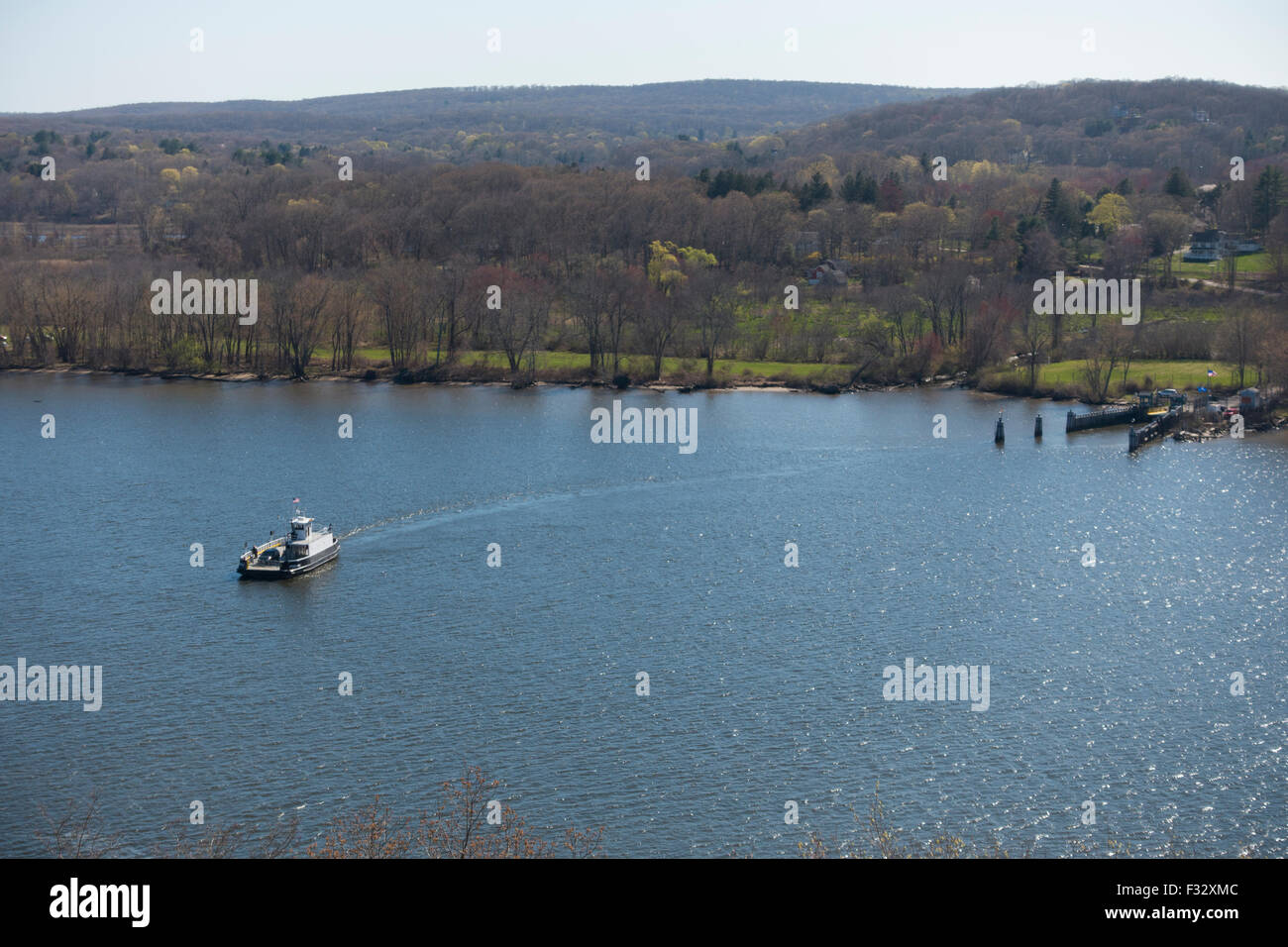 Chester Hadlyme ferry on the Connecticut river Stock Photo - Alamy