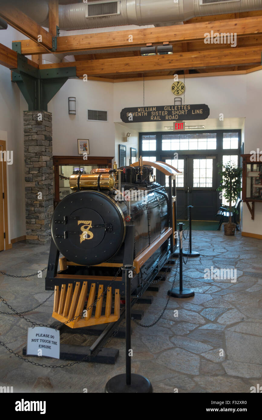 Gillette castle interior hi-res stock photography and images - Alamy