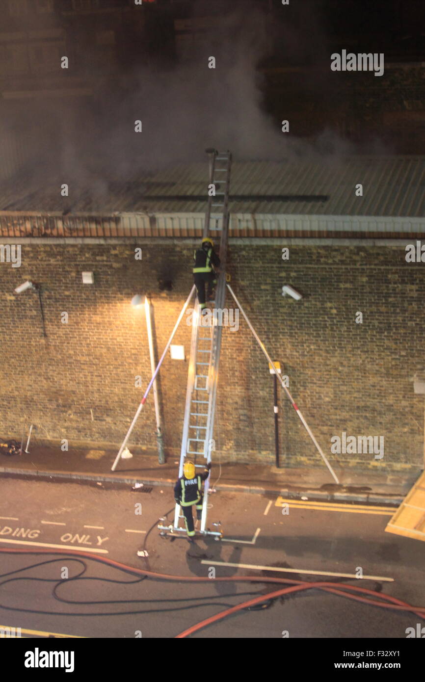 London fire brigade ladder hi-res stock photography and images - Alamy