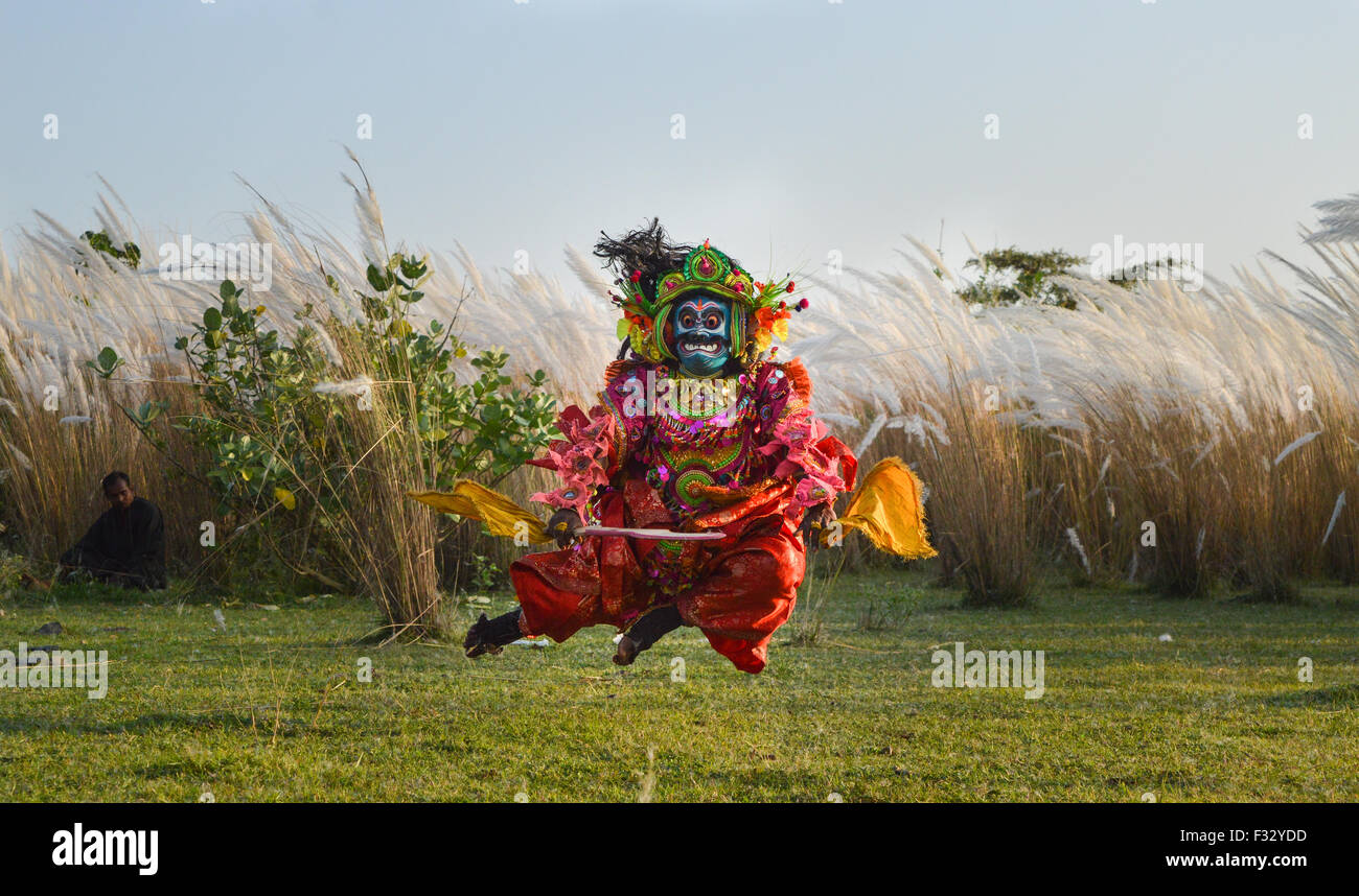 Indian traditional chhau dancers perform hi-res stock photography and ...