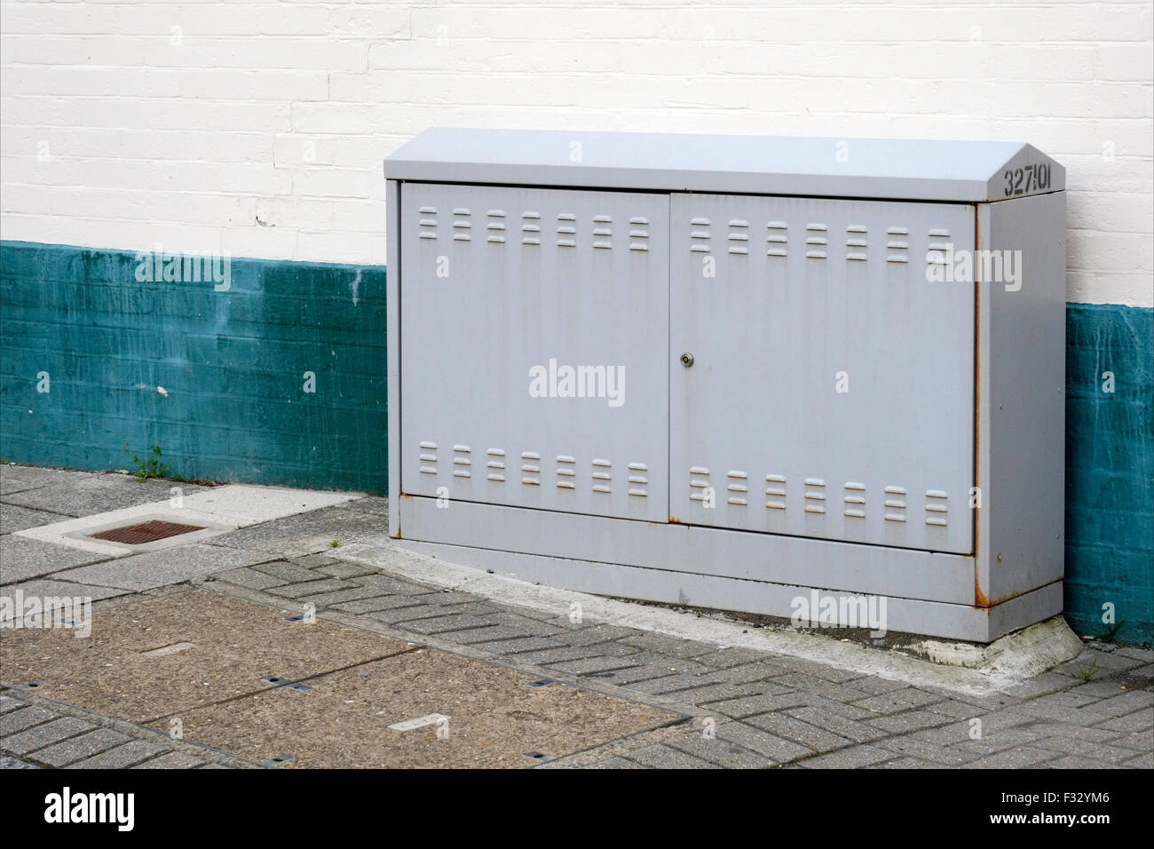 Road side cabinet hi-res stock photography and images - Alamy