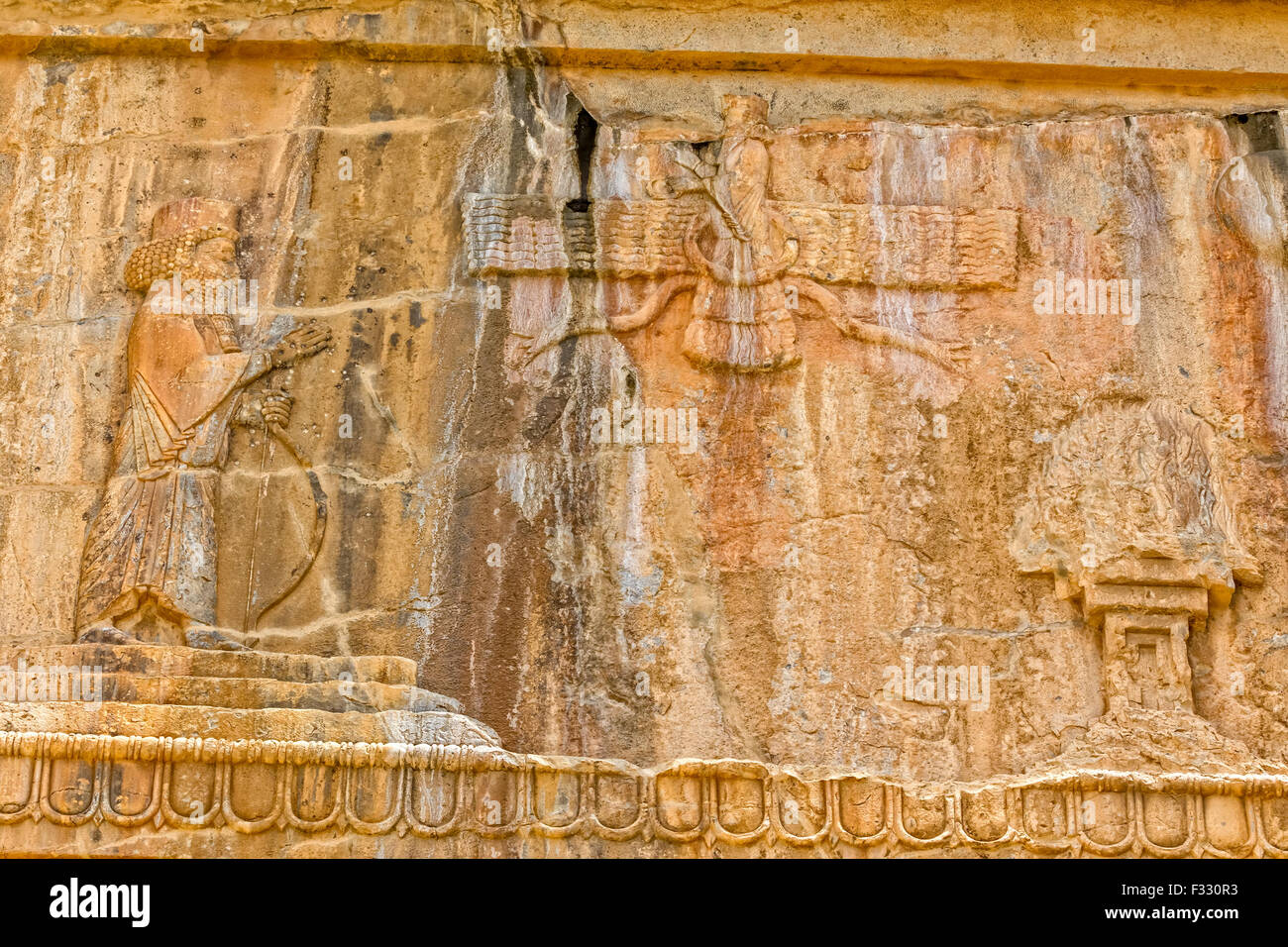 Faravahar Persepolis symbol Stock Photo - Alamy