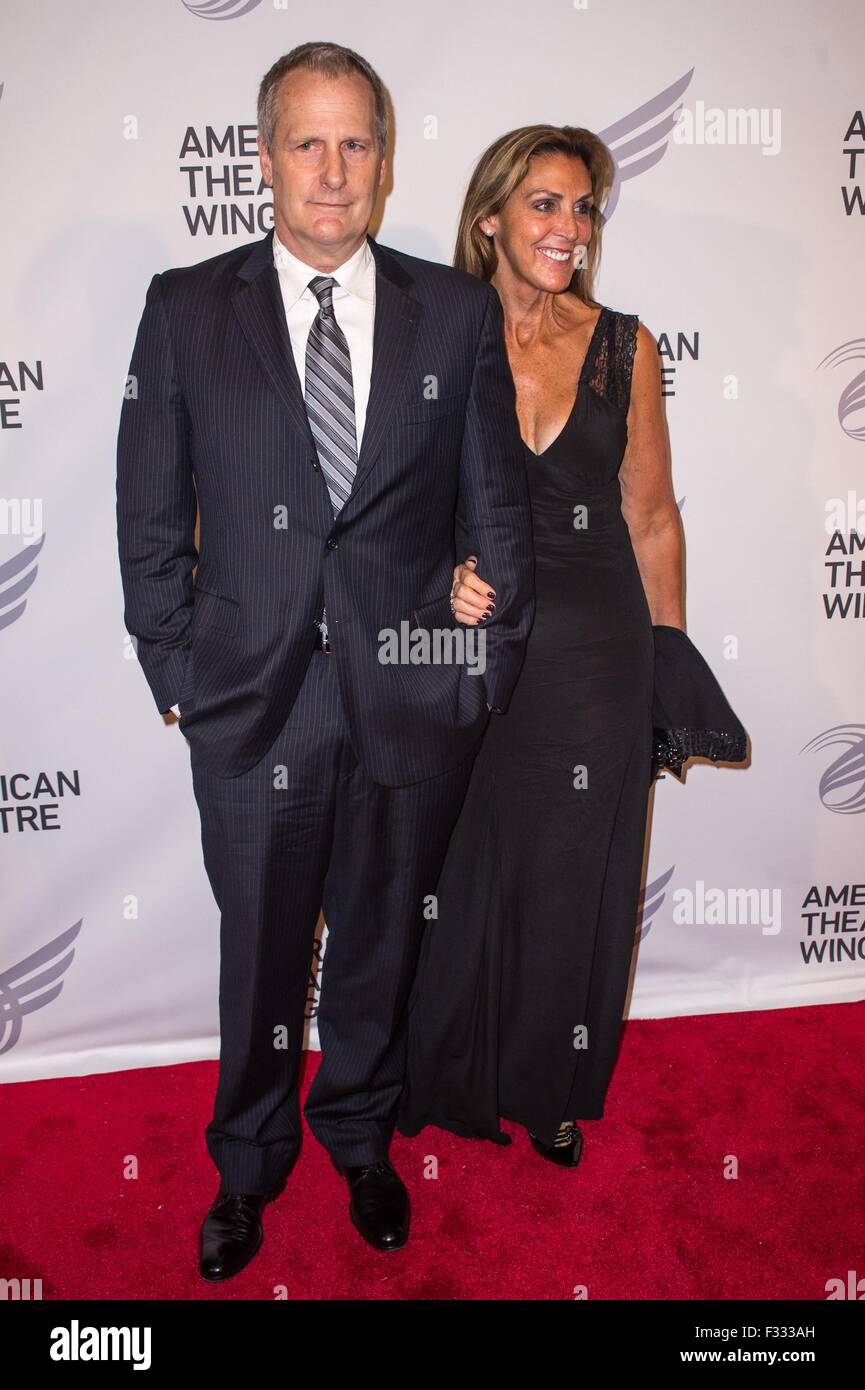 New York, NY, USA. 28th Sep, 2015. Jeff Daniels, Kathleen Rosemary ...