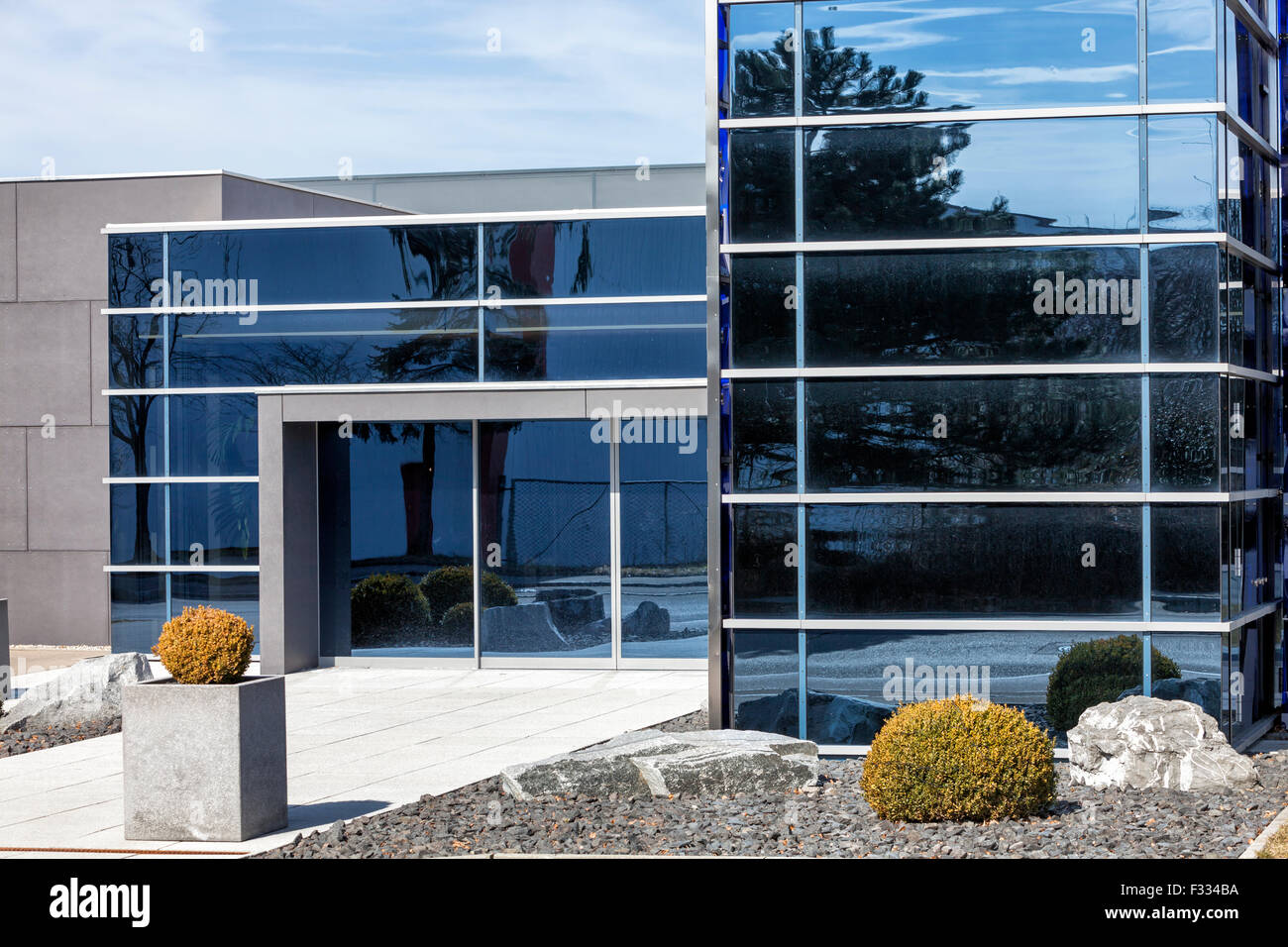 Modern glass building Stock Photo - Alamy