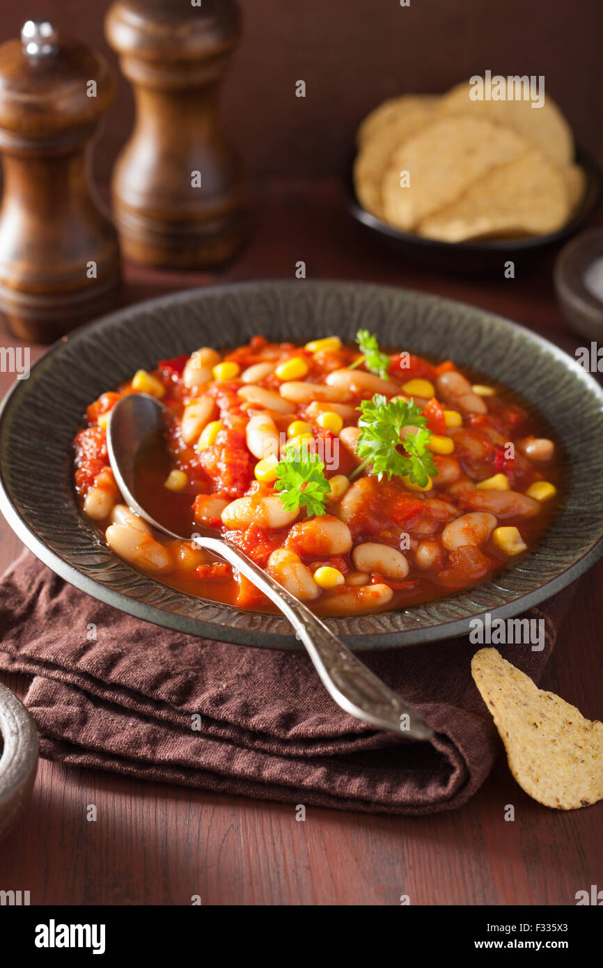 mexican veggie chilli in plate Stock Photo - Alamy