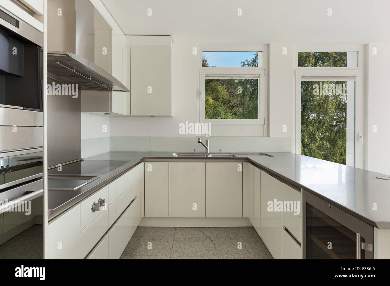 modern house, stove top of a domestic kitchen Stock Photo - Alamy