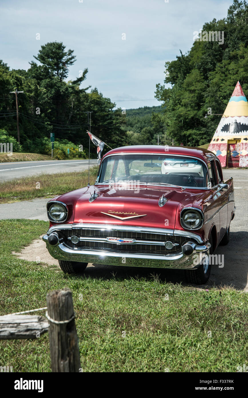 Mohawk Trail ,Hoosac Range,tourist drive ,roadside attractions and gift ...