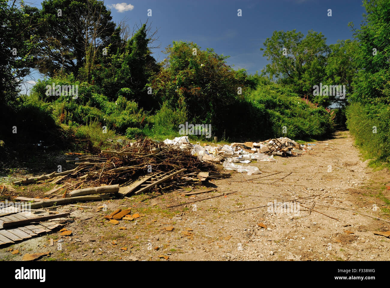 Fly tipping is an offence hi-res stock photography and images - Alamy