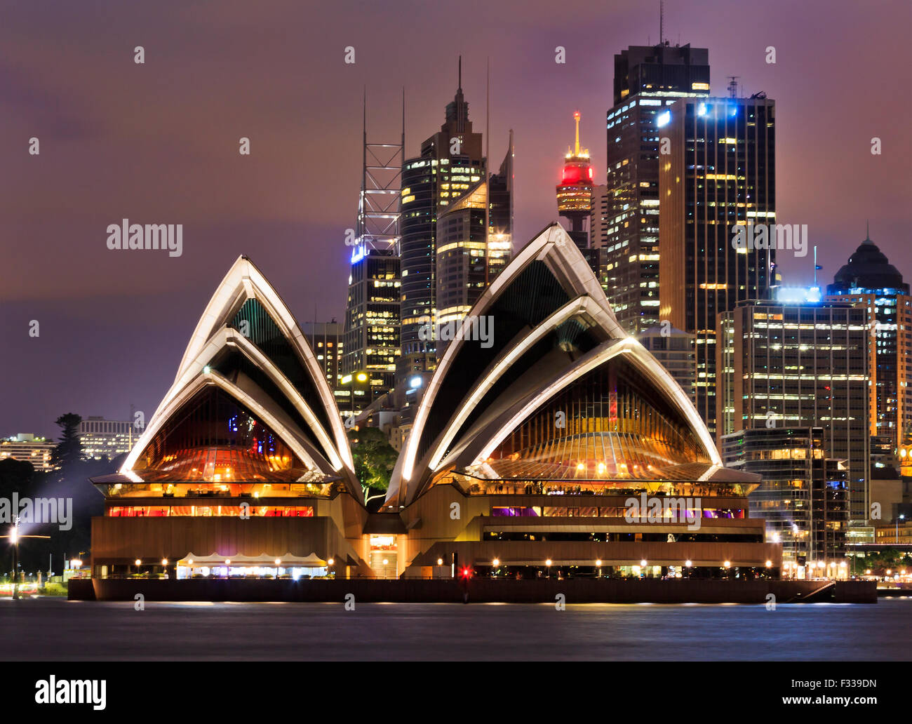 Sydney opera house at sunset hi-res stock photography and images - Alamy