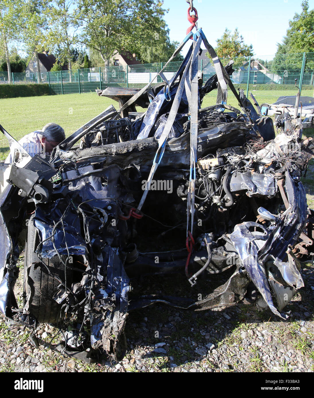Old fire escape car hi-res stock photography and images - Alamy