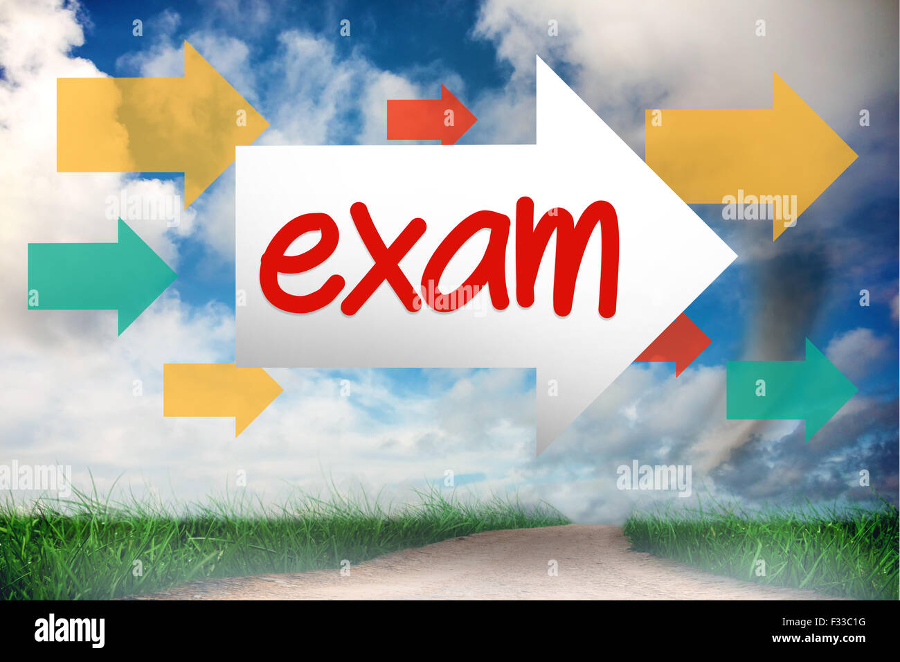 Road leading forward hi-res stock photography and images - Alamy