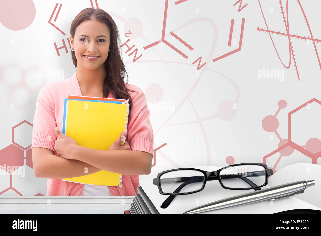 Pretty brunette college student hi-res stock photography and images - Alamy