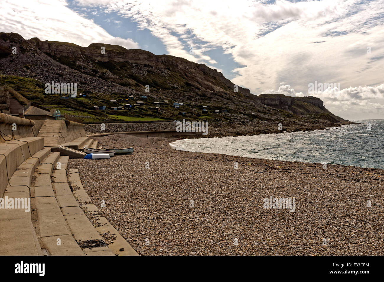 Concrete beach defences hi-res stock photography and images - Alamy