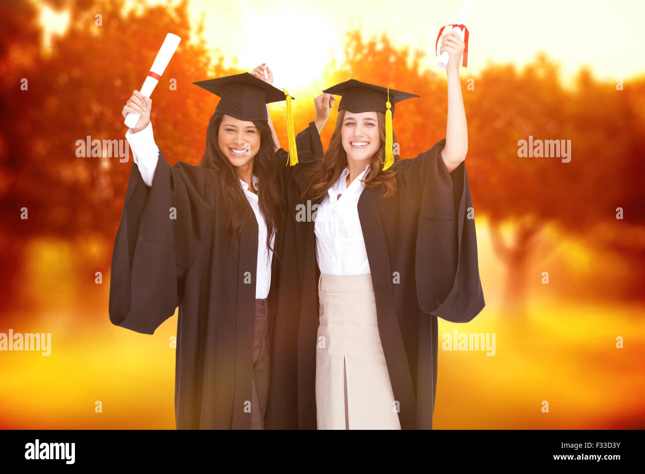 Celebrating graduation sun hi-res stock photography and images - Alamy