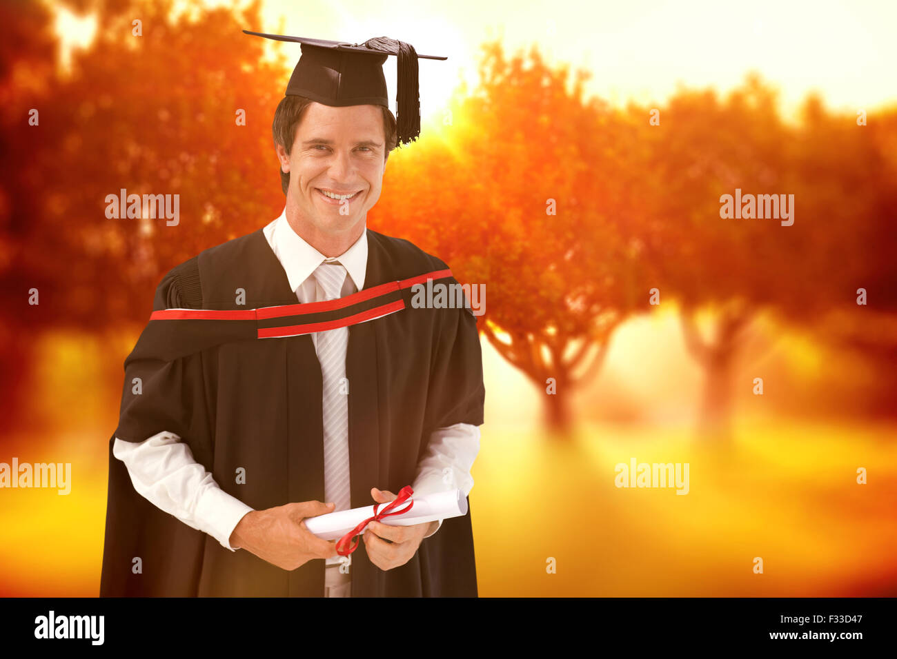 University graduating hi-res stock photography and images - Alamy