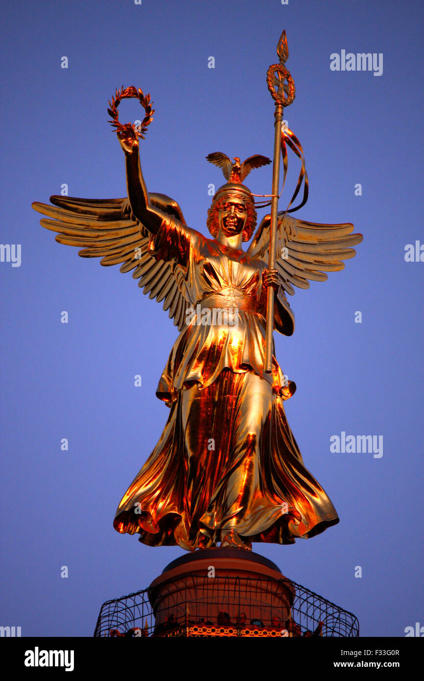 Goldelse, Siegessaeule, Berlin-Tiergarten Stock Photo - Alamy