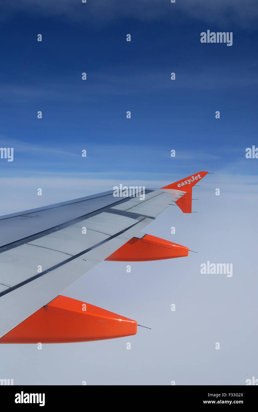 EasyJet Airbus plane in flight Stock Photo - Alamy