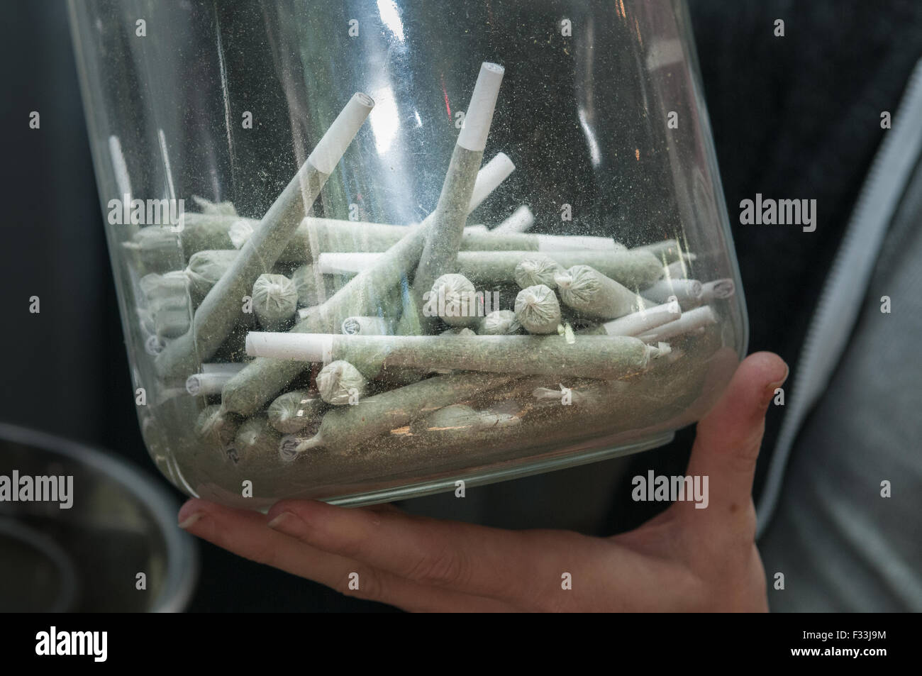 Marijuana joint dispensary hi-res stock photography and images - Alamy