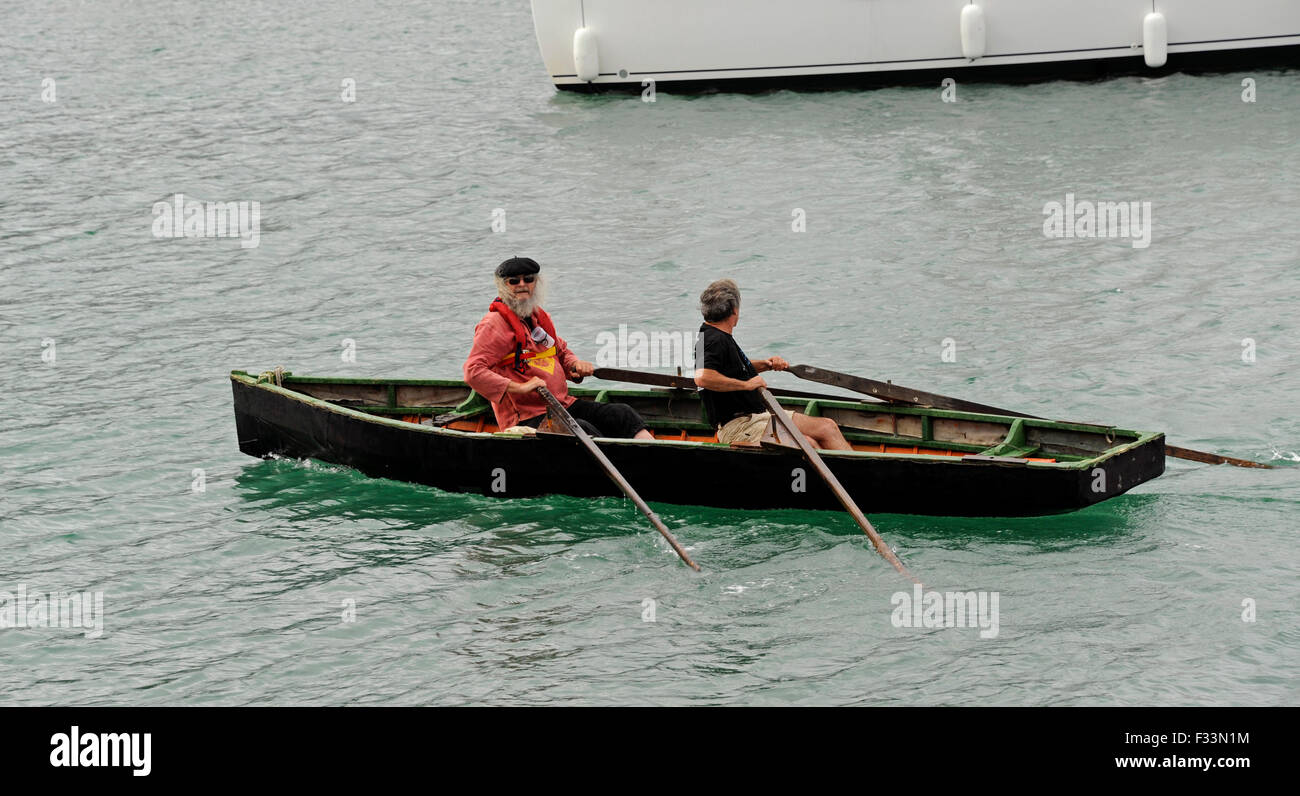 Traditional curragh hi-res stock photography and images - Alamy
