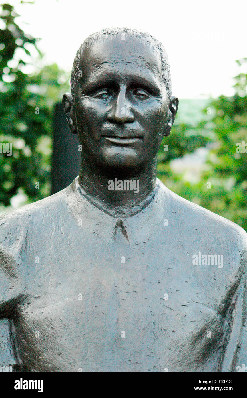 Bert brecht hi-res stock photography and images - Alamy