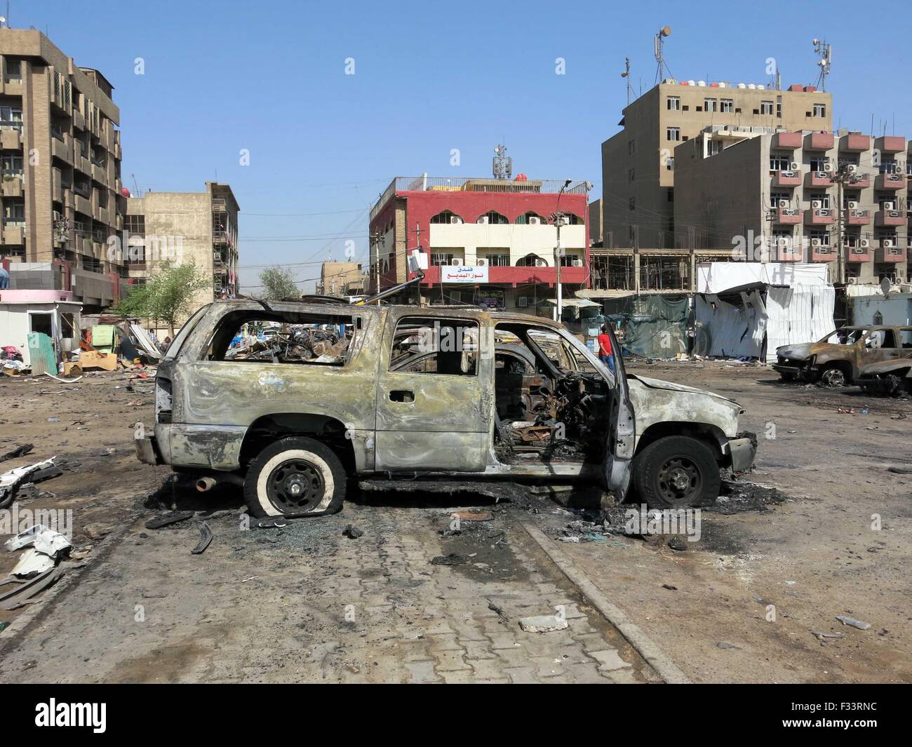 Bombing of baghdad hi-res stock photography and images - Alamy