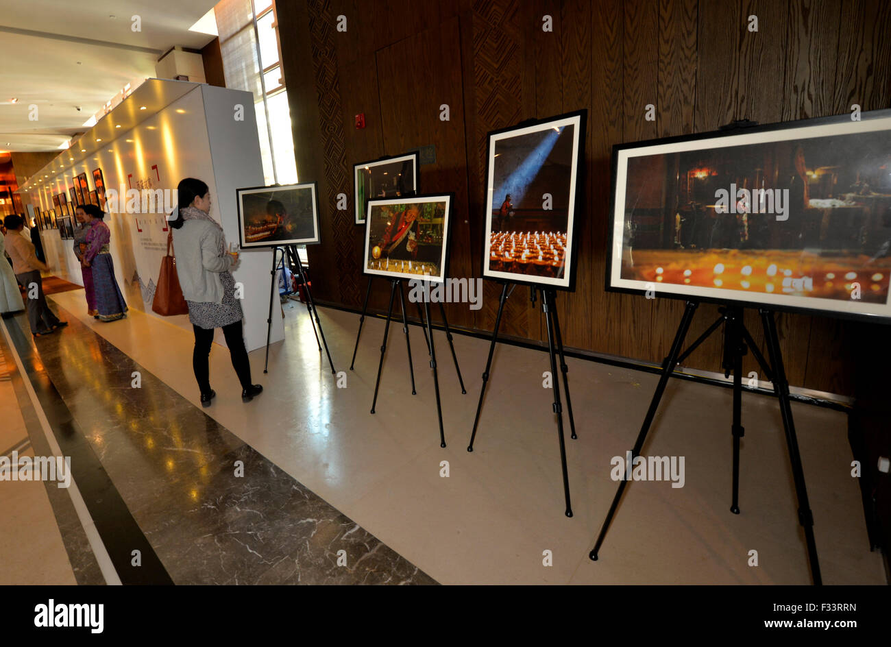 Lhasa, China's Tibet Autonomous Region. 29th Sep, 2015. Visitors look ...