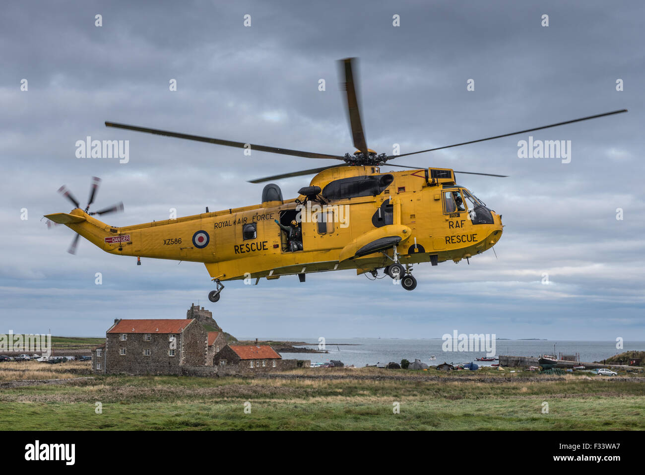 Sea rescue helicopter hi-res stock photography and images - Alamy