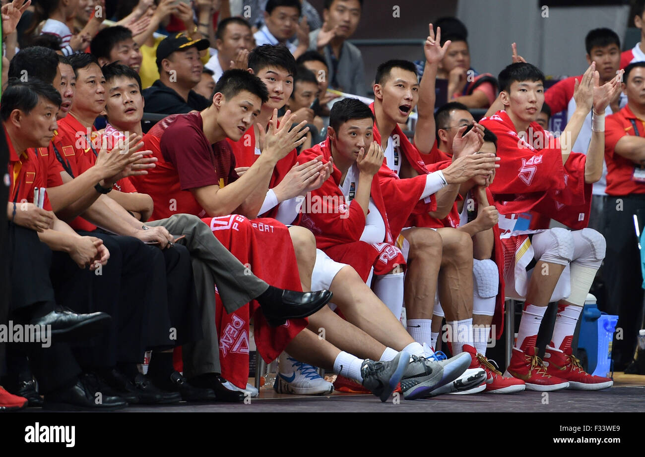 Team bench cheer hi-res stock photography and images - Alamy