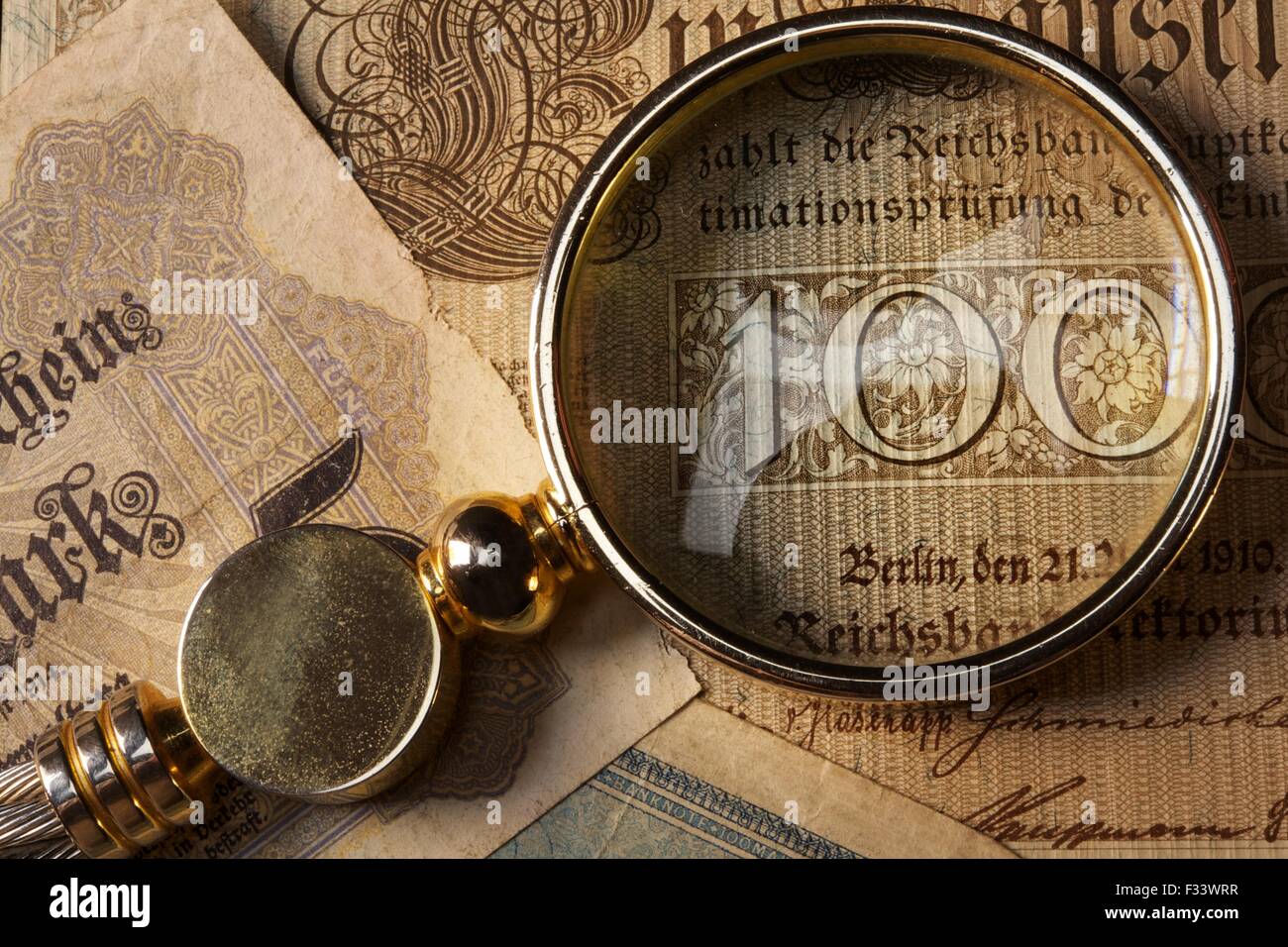 Close-up of an old banknote Stock Photo - Alamy