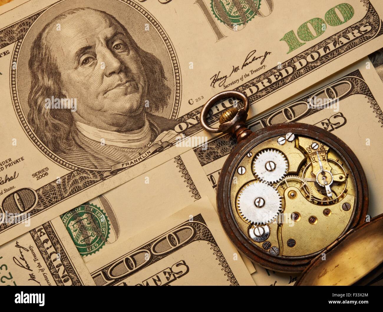 Time is money concept Stock Photo - Alamy