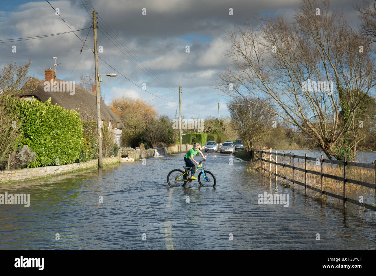 flooding nr Muchelney, Somerset, England, UK Stock Photo - Alamy