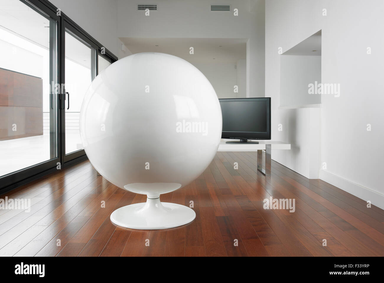 Spherical chair hi-res stock photography and images - Alamy