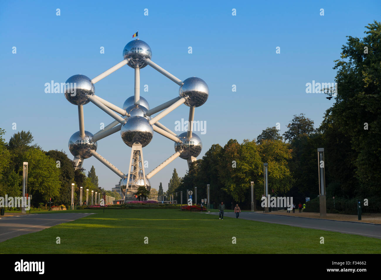 Art and design atomium museum hi-res stock photography and images - Alamy