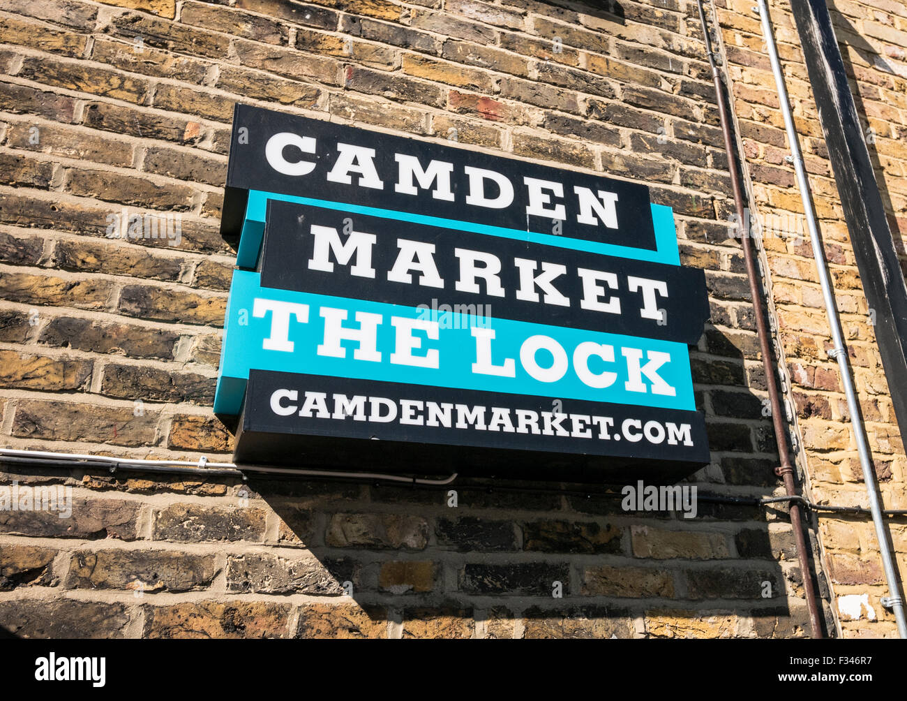 Camden Sign Stock Photos & Camden Sign Stock Images - Alamy