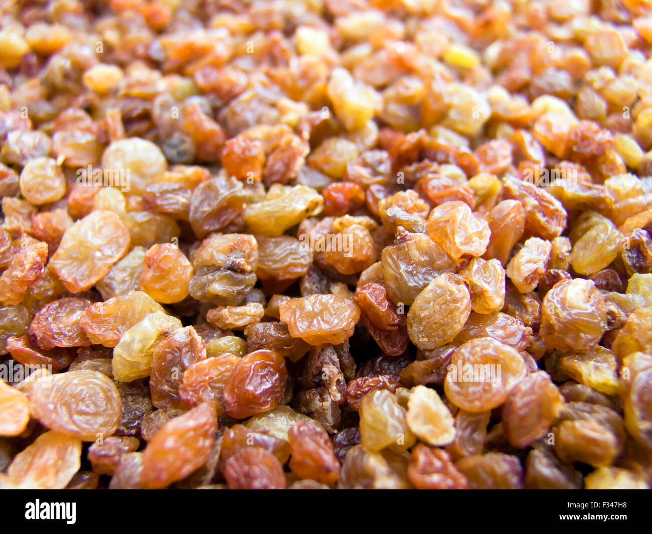 Agricultural background; a pile of beautiful raisin Stock Photo - Alamy