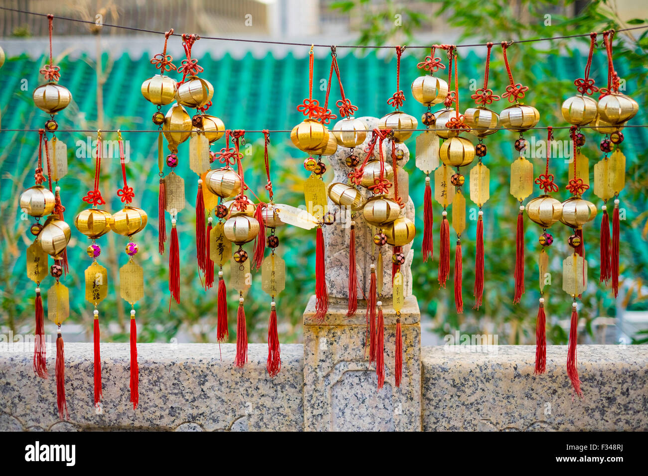 Blessing wind bells, prayer bells at Wong Tai Sin (Sik Sik Yuen) Temple ...