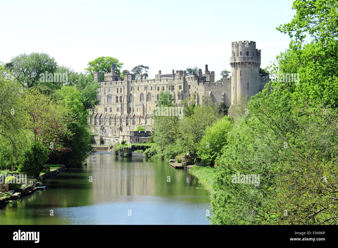 Warwick Castle from Banbury Road Bridge Stock Photo - Alamy