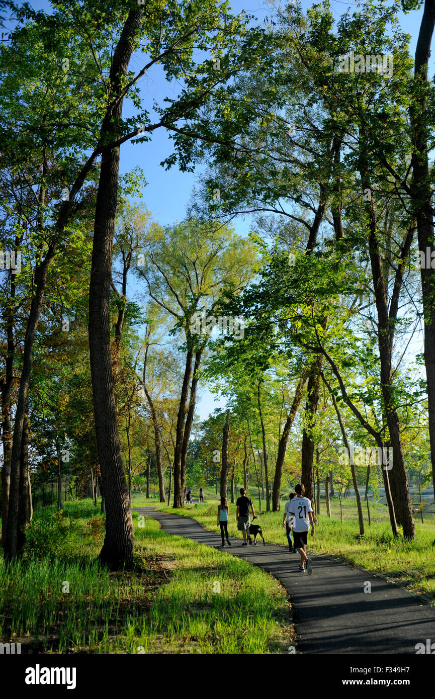 West Ridge Nature Preserve in the West Rogers Park neighborhood ...