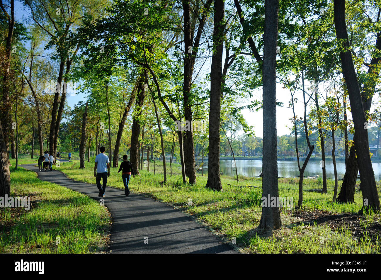 West Ridge Nature Preserve in the West Rogers Park neighborhood ...