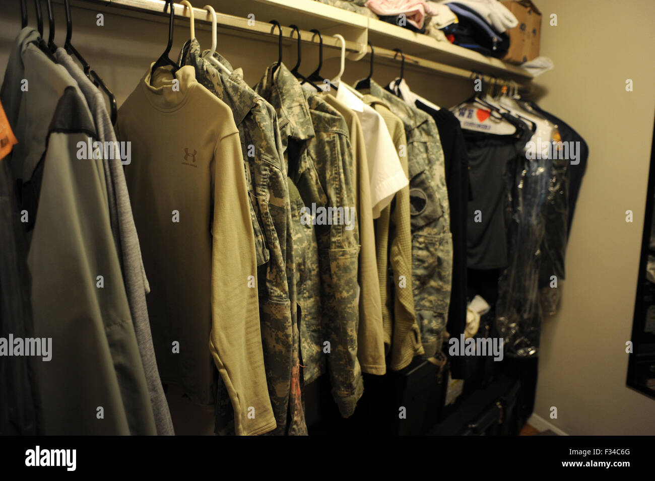 A closet of Army Soldier Stock Photo - Alamy