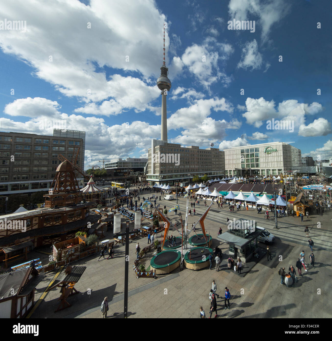 Berlin germany alexanderplatz hi-res stock photography and images - Alamy