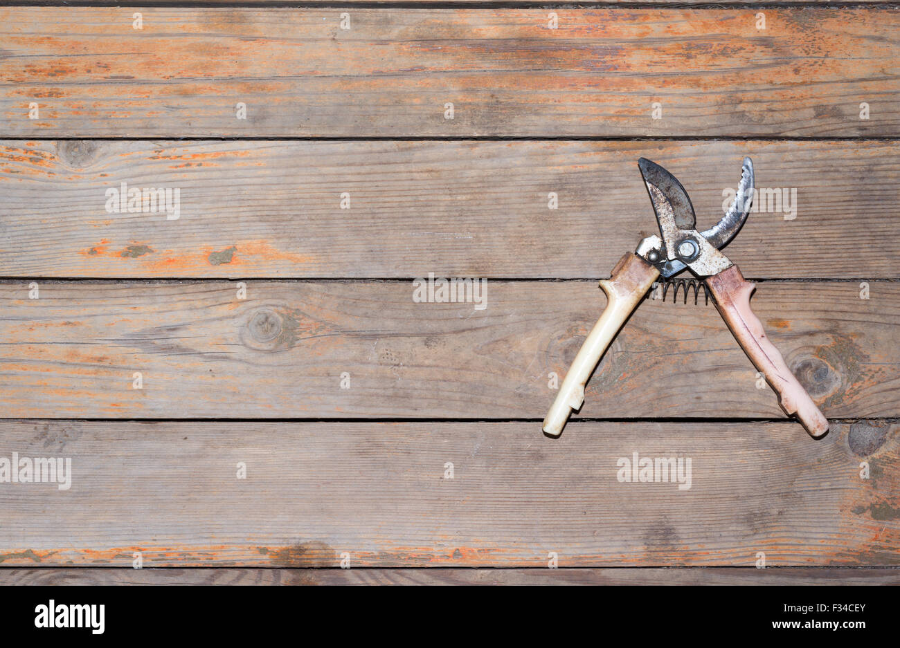 Wooden texture background with clipper Stock Photo - Alamy